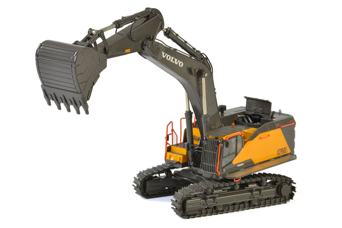 OCEAN TRADERS | European shop | Volvo EC950E Excavator